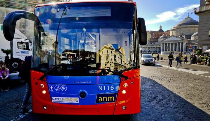Trasporti: Napoli, da oggi in servizio 10 nuovi autobus Anm - Obiettivo ...